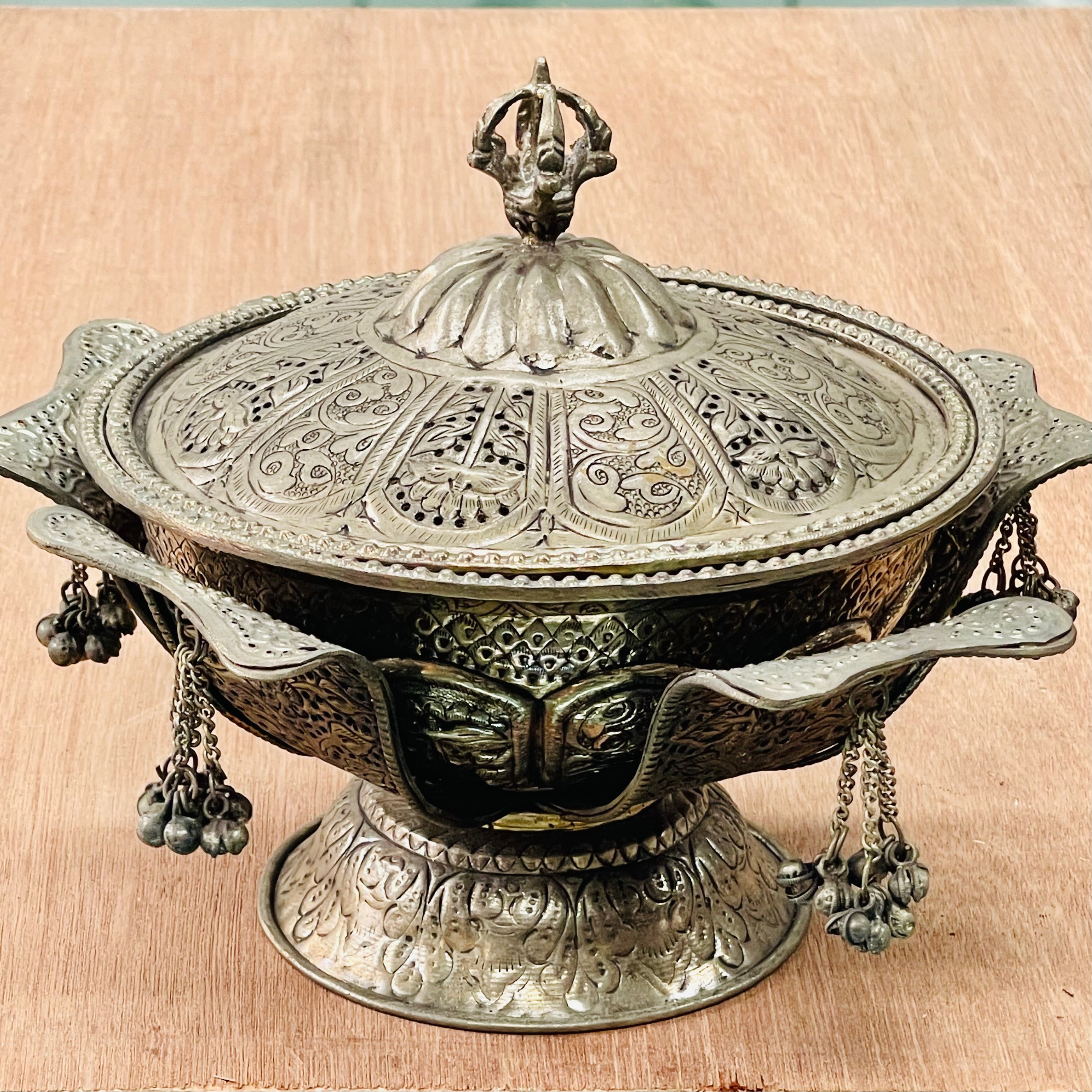 SILVERPLATED JALI BRASS POT 20x26CM – Mandala Traders Pty Ltd